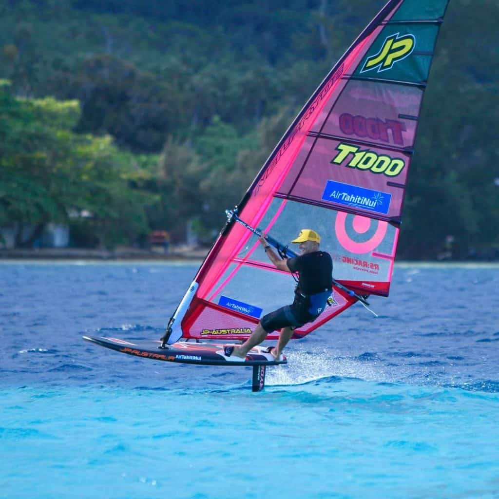 FREDERIC MORIN : MO’OREA, MON PARADIS POUR LE WINDSURF