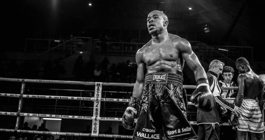 TOM WALLACE — LA PASSION AMÈNE LA RÉGULARITÉ